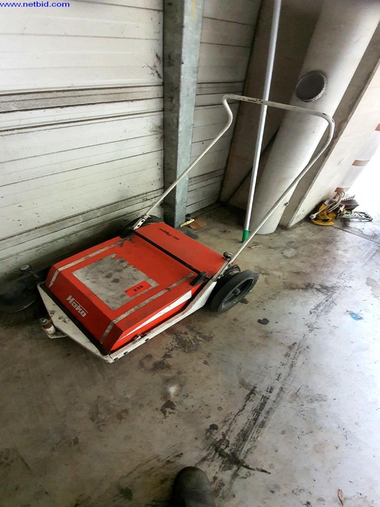 Hand-Kehrmaschine Hako Flipper gebraucht kaufen (Auktion #15804-239 ...