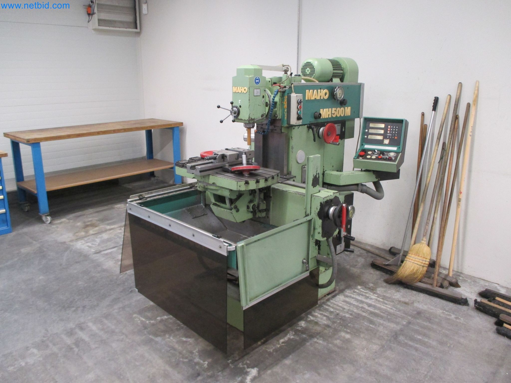 Universal-Fräsmaschine MAHO MH500M gebraucht kaufen (Auktion #19405-1 ...