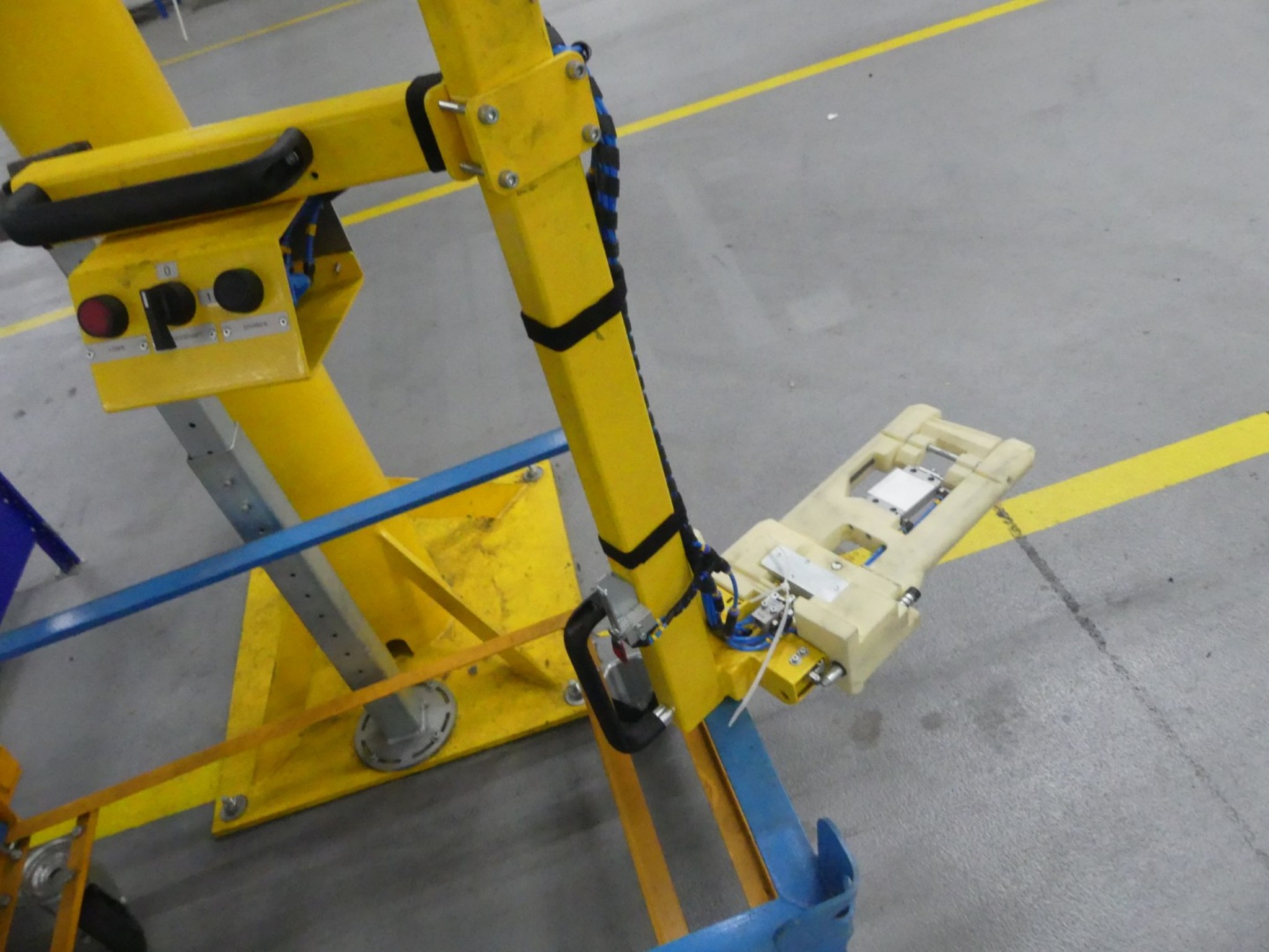 Manipulator IHF Vector 130 gebraucht kaufen (Auktion #19459-2671 ...