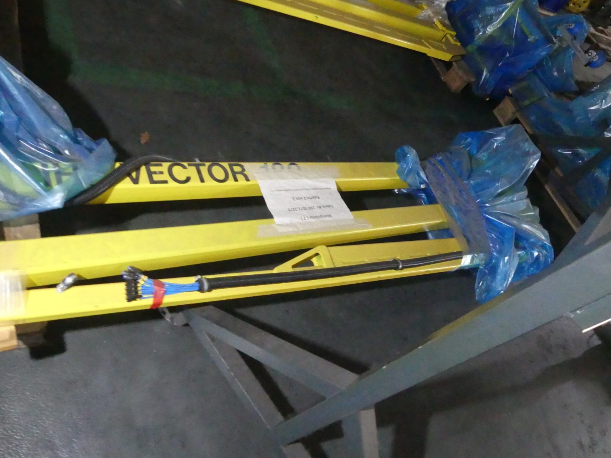 4 Manipulator bestehend aus IHF Vector 180 gebraucht kaufen (Auktion ...